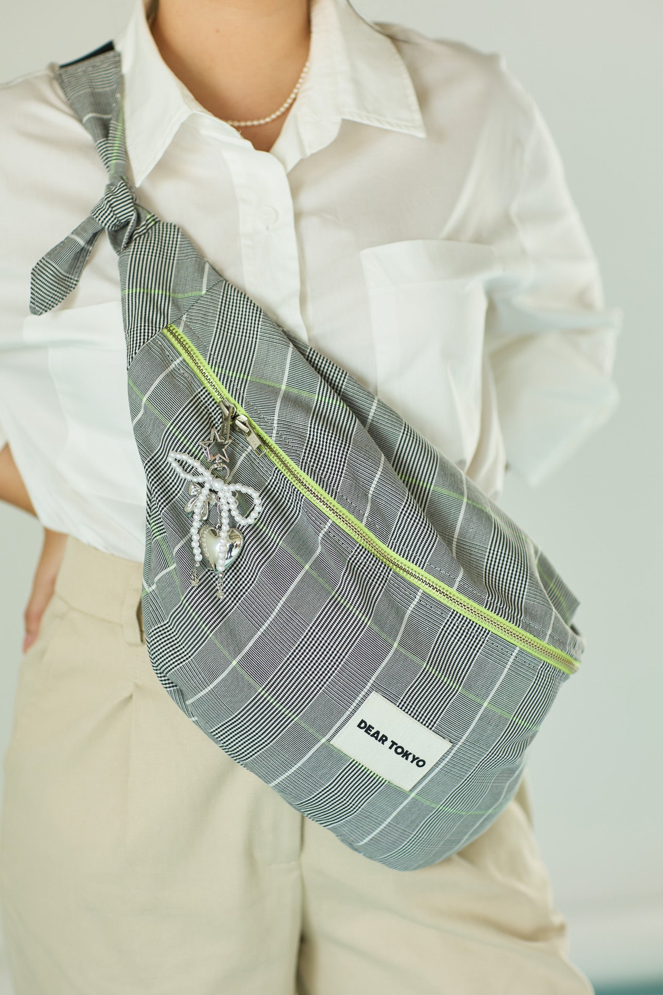 Pochete Xadrez Neon . Dear Tokyo